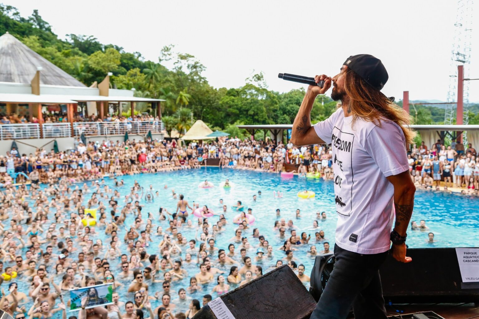 Cascanéia completa 35 anos e comemora com show nacional - Economia SC